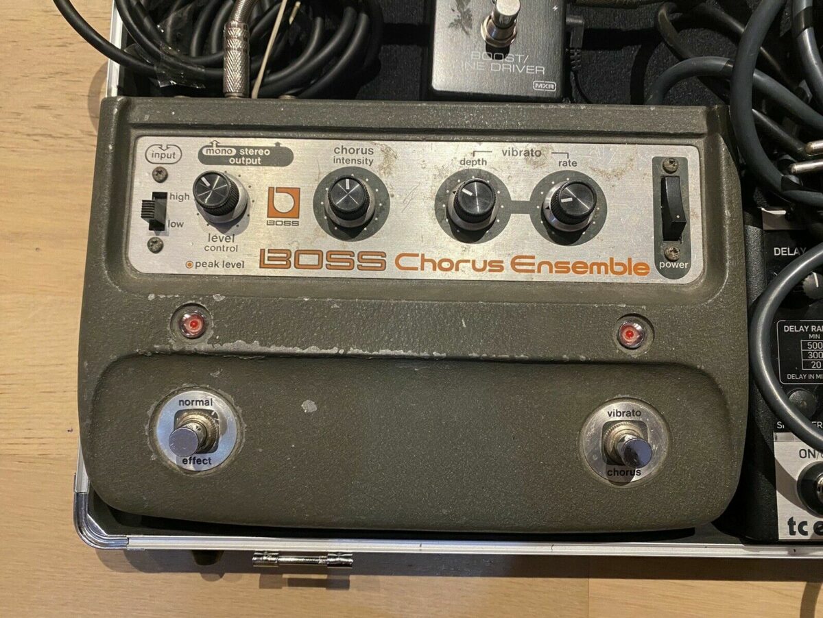 The chorus effect: origin, and working of the Boss CE-2 | Anasounds